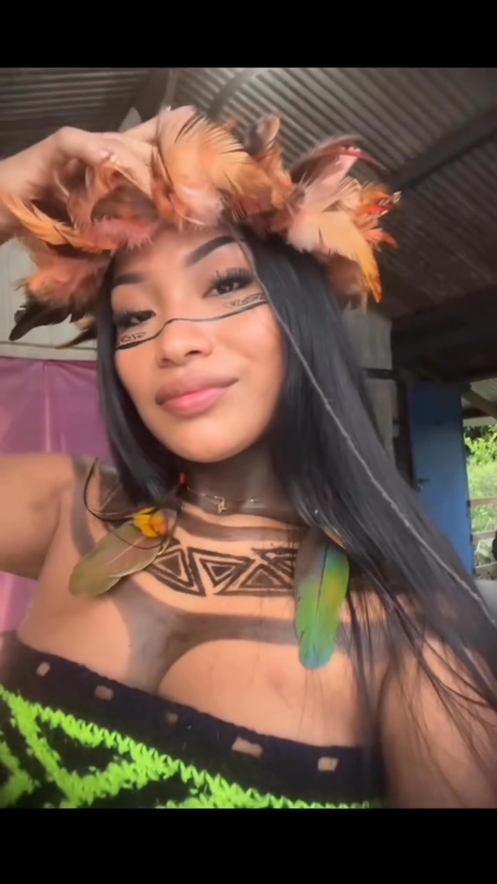 A Beleza Da Mulher Indígena Waiãpi Romanã Waiãpi Facebook