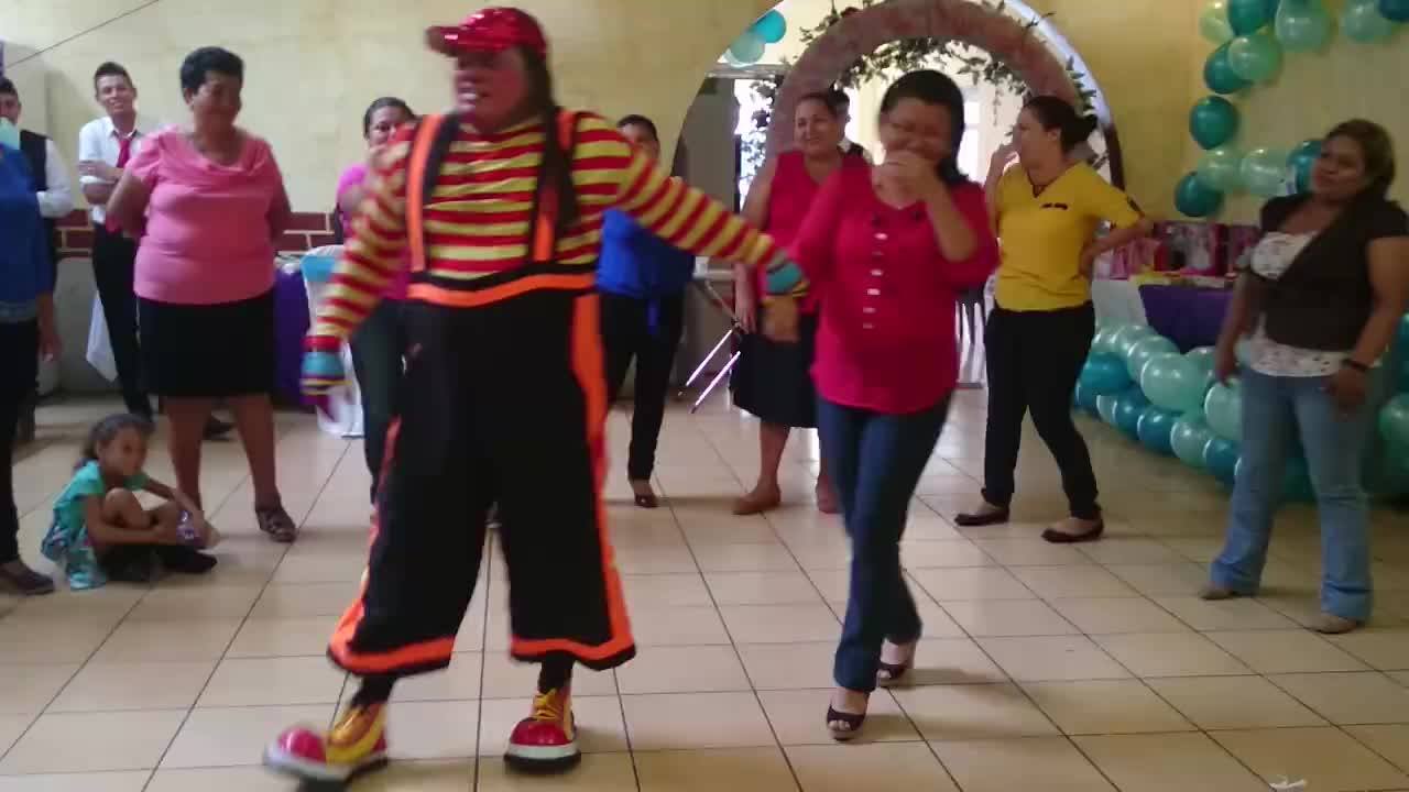 ¿y Usted Le Tuvo Miedo A La Cuca Pues Si No Le Tuvo Y No La Mató Laemk 3875