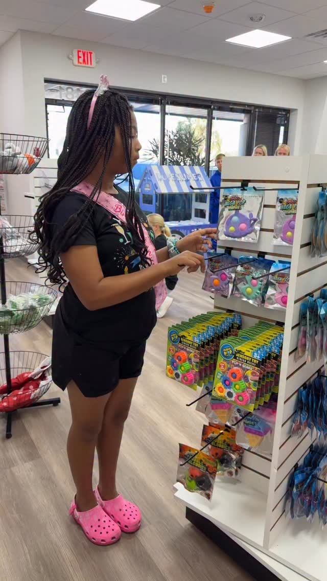 💖🏰👑 Order online at FidgetToysPlus.com 💻 ️ Visit the store in-person at ...