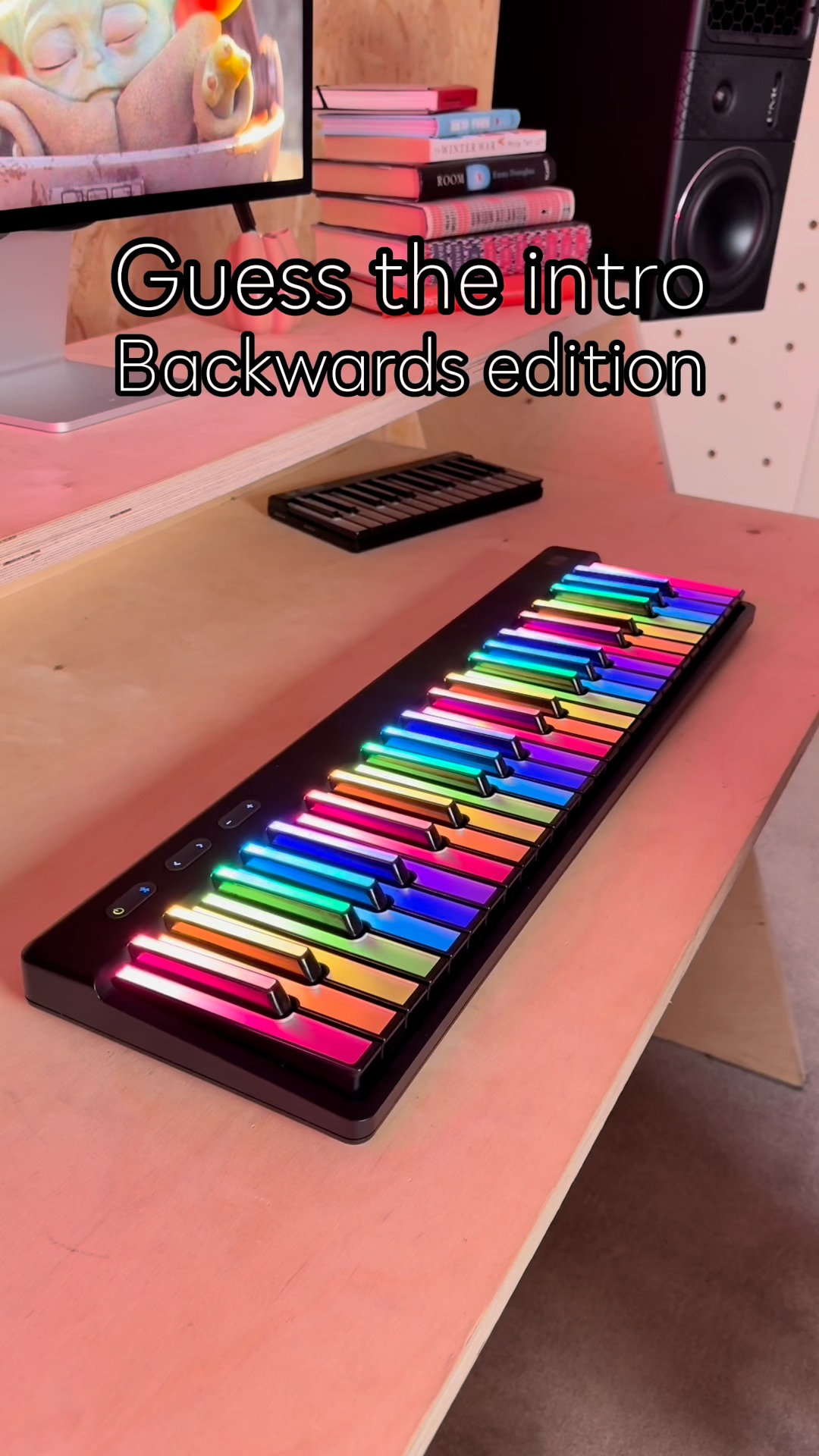 Can you guess the reversed intro? Clue: ⭐ ⚔️ #ROLI #LearnPiano # ...