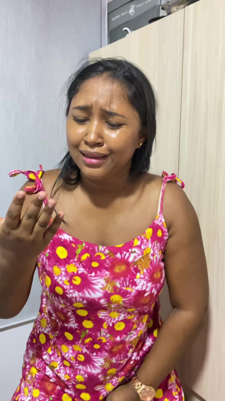 Por Usar Una Panty De Su Hermana Se Le Pegó Una Fuerte Infección By
