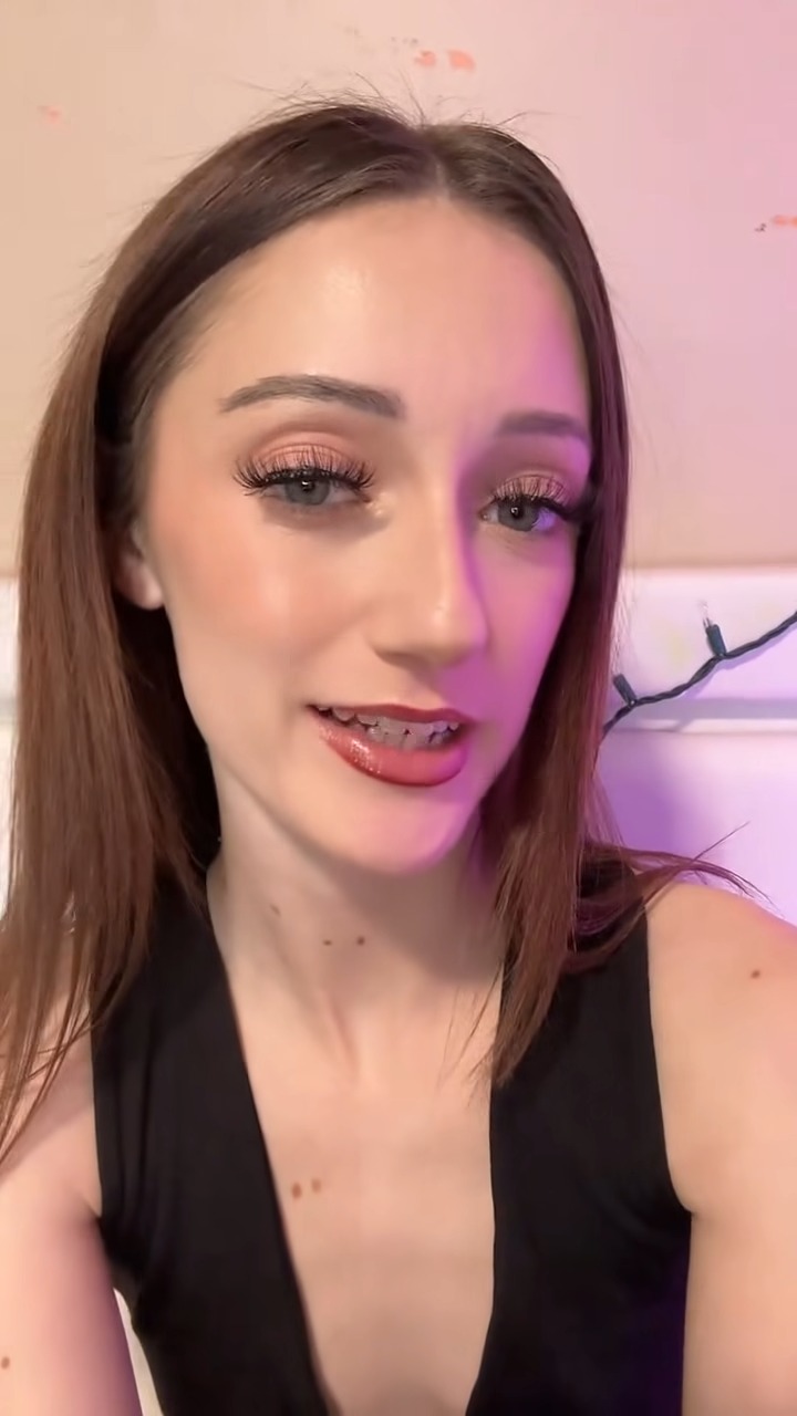 Mae Honey Scarlett On Reels Facebook
