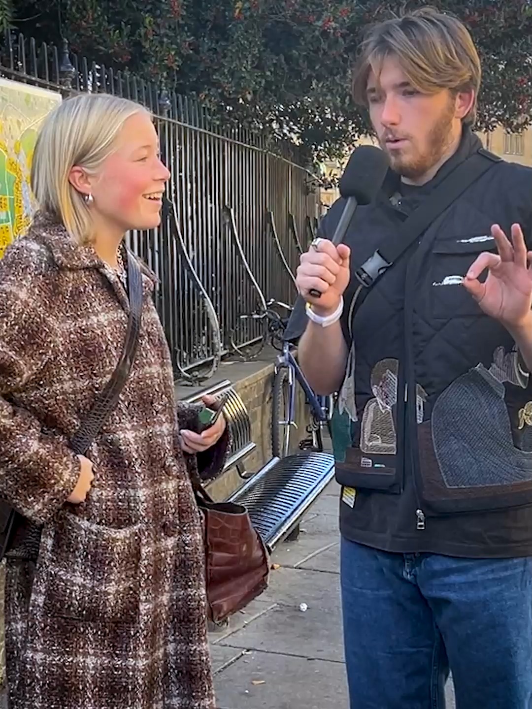 Do Girls Fart 💨🤣 Do Girls Fart 💨🤣 By No One Cares Videos