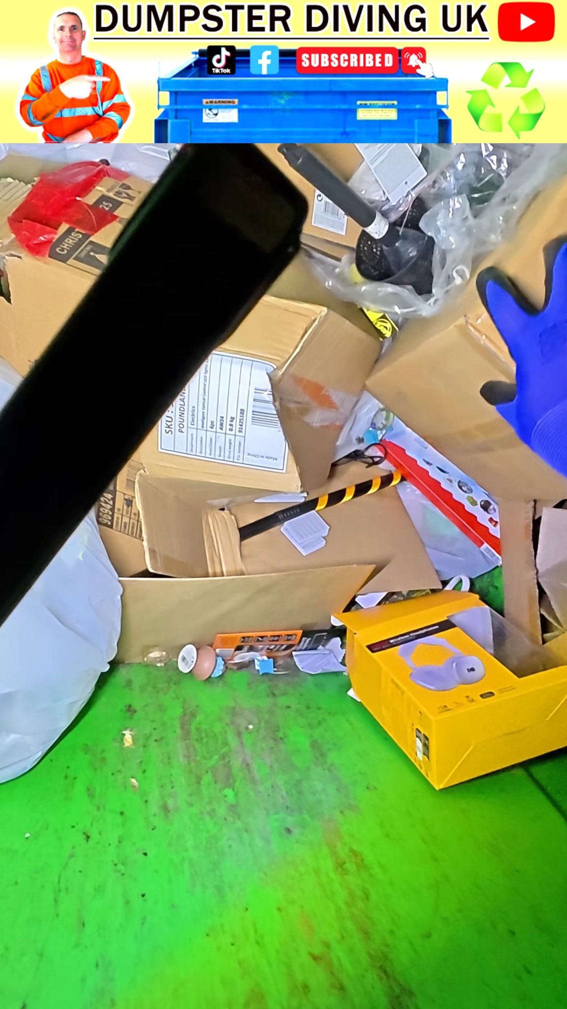 POUNDLAND DUMPSTER DIVING UK JACKPOTS, #DUMPSTER DIVING #DUMPSTER DIVER ...