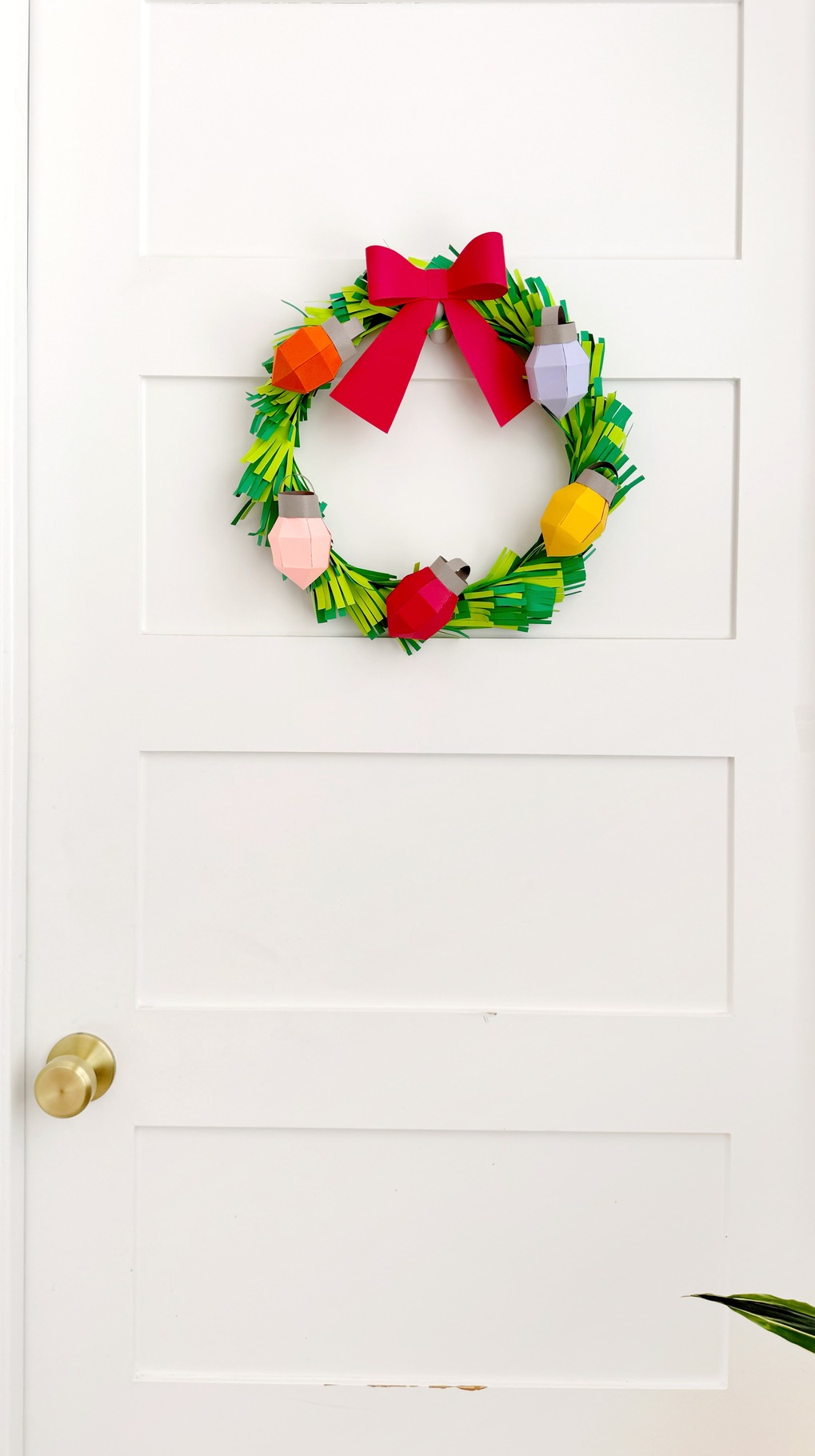 Light up the holiday season with this beautiful wreath craft by ...