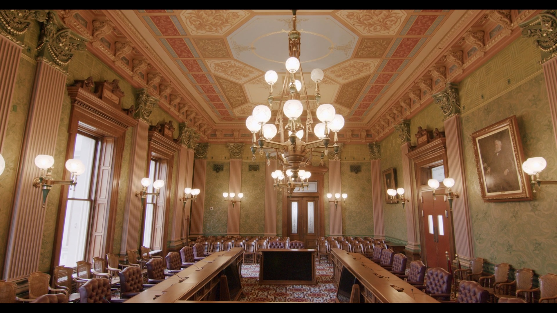 Some of our favorite and most frequent visitors here at #mistatecapitol ...
