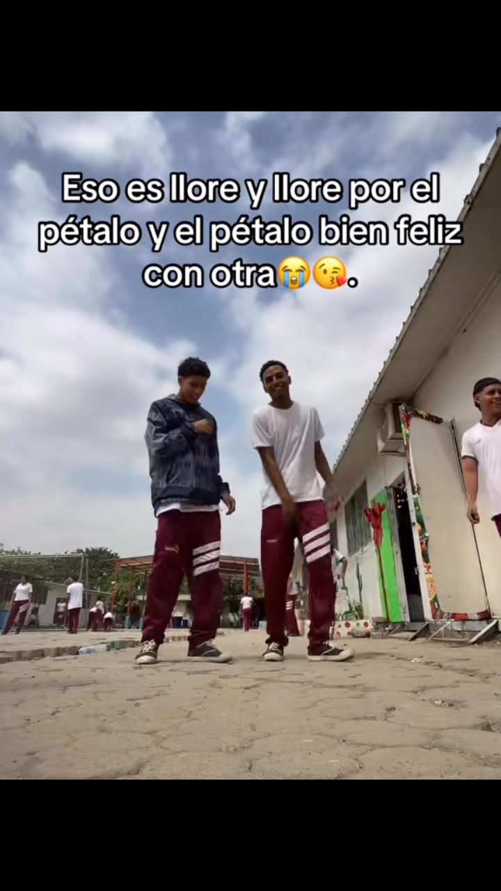 😭😂 Cristopher Cb Facebook