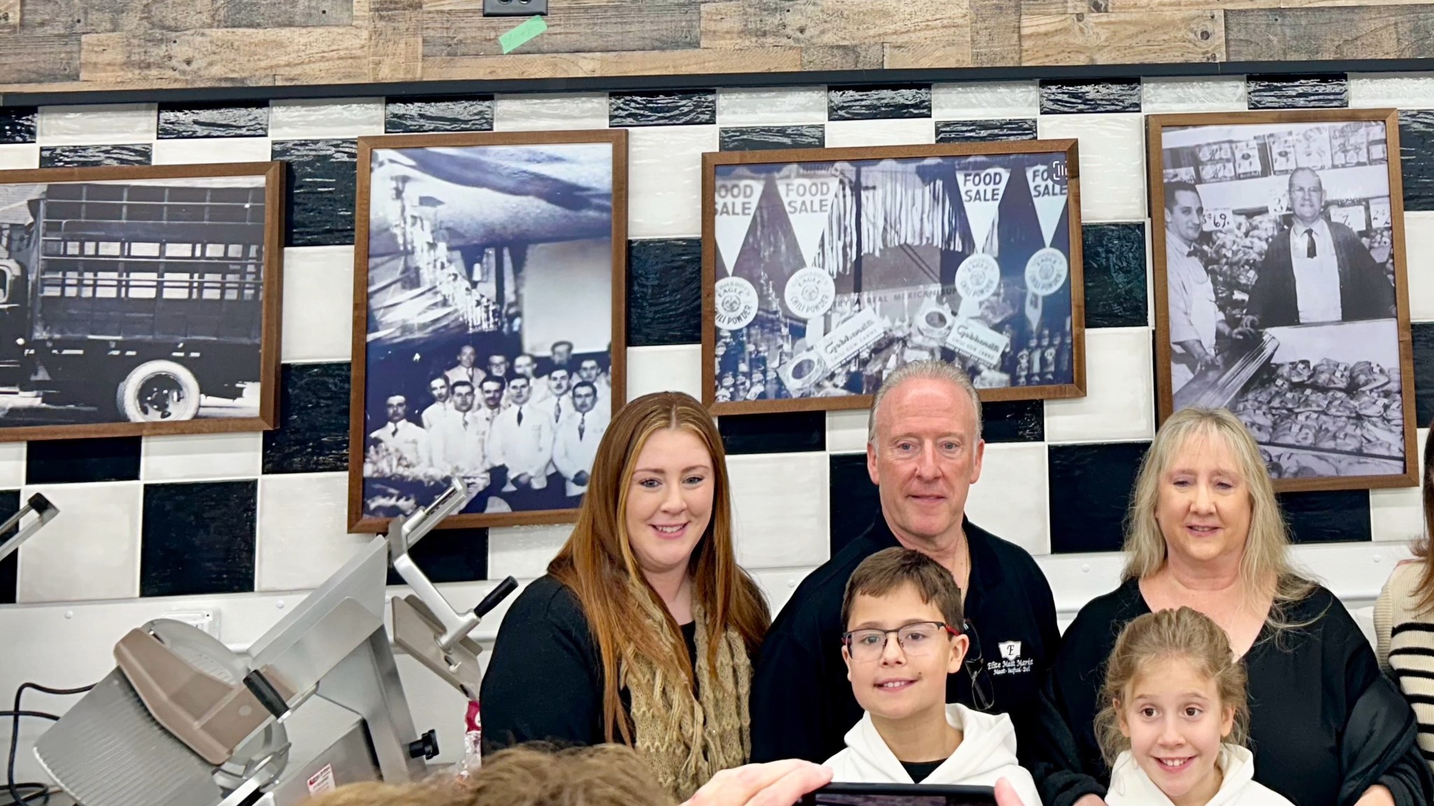 The Glen Ellyn Chamber Of Commerce Was Pleased To Welcome Elite Meat 7803