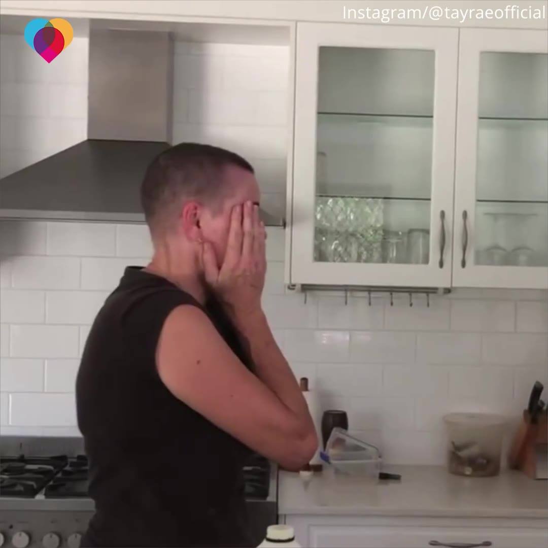 Daughter Surprises Mom After A Year And A Half Apart After Spending A 9135