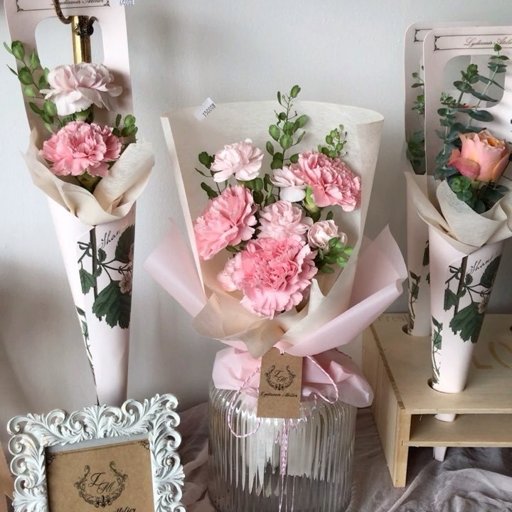 💐스승의 날 카네이션 꽃다발~~~ 2송이 럭셔리 포장 착한가격🤗 쁘띠꽃다발도 착한가격🤗 어버이날 넘 인기좋았던 아이템