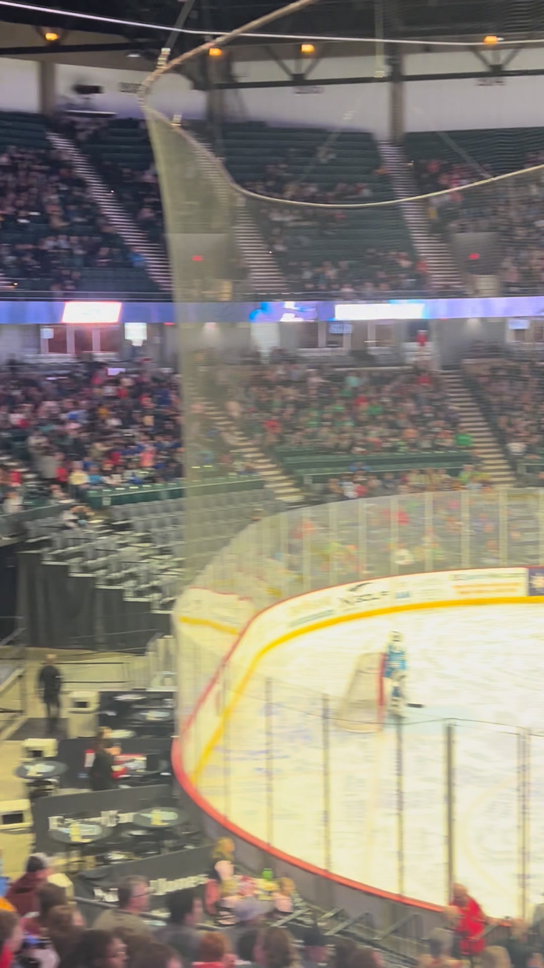 Storm game at 10:30 and the kids were having a blast. | Local 4 News ...