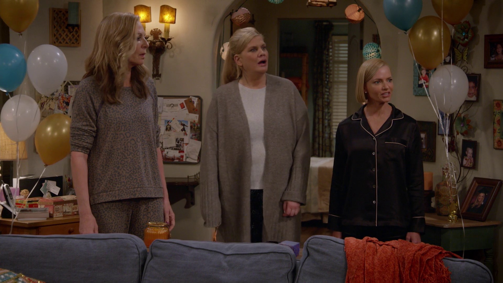 Mom Highlight Spying On Both Sides This Slumber Party Didnt Have