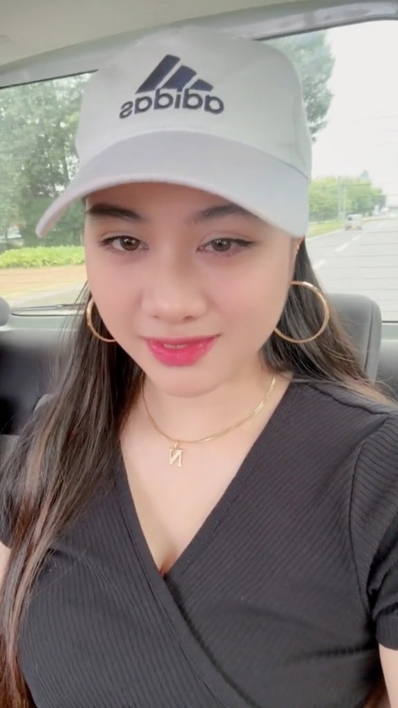 Nikki Paulene 0887