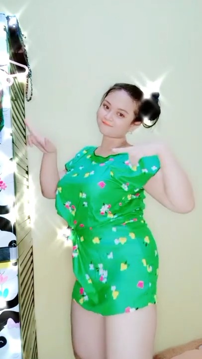 Mama Muda Gunung Gede Semok Gadis Goyang Desah Tiktok Viral Bigo Live