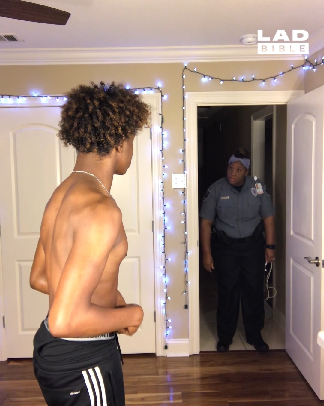 Lad Gets Caught Dancing By His Mum He Must Be So Embarrassed 😂 🙈 By