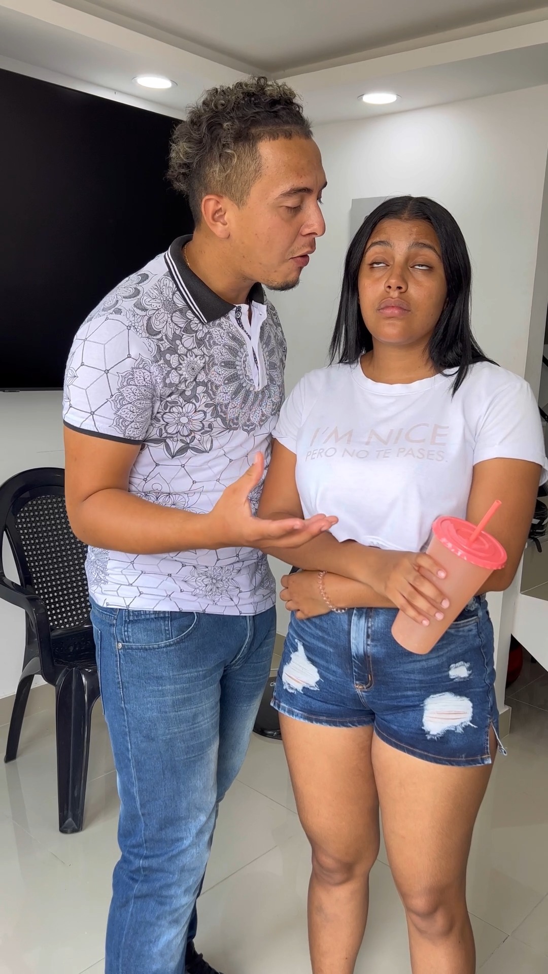 Hay Que Hacer El Bien Sin Importar A Quien Mi Vecina Siempre Me Pide