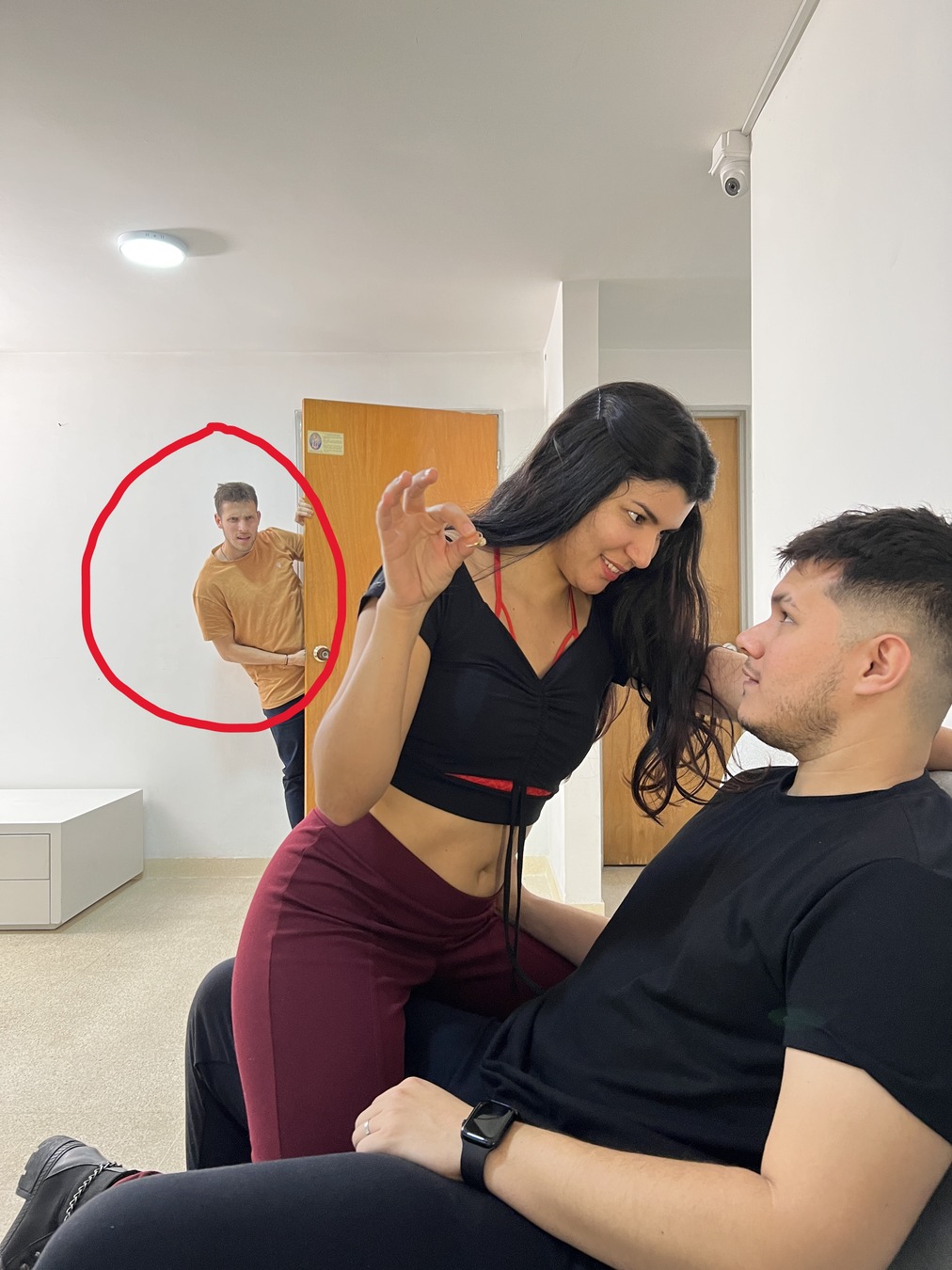 Ella Quería Estar Con El Cuñado A Toda Costa Aun Casándose Con Su