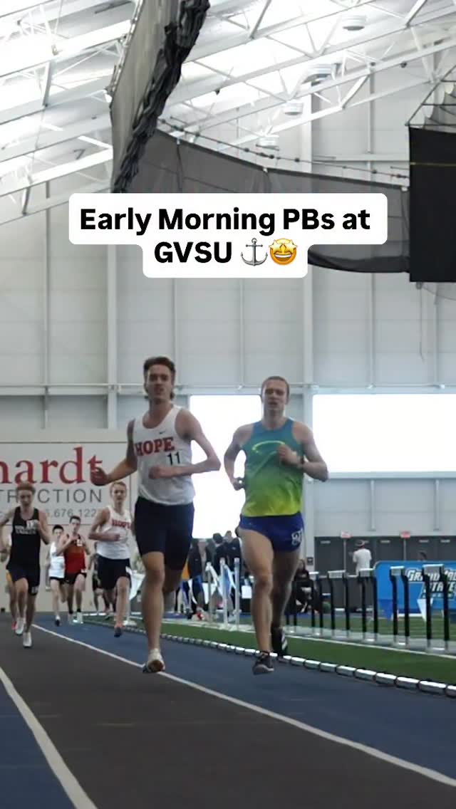 Early sections of the 5k are off and running at Day 1 of the GVSU Big ...