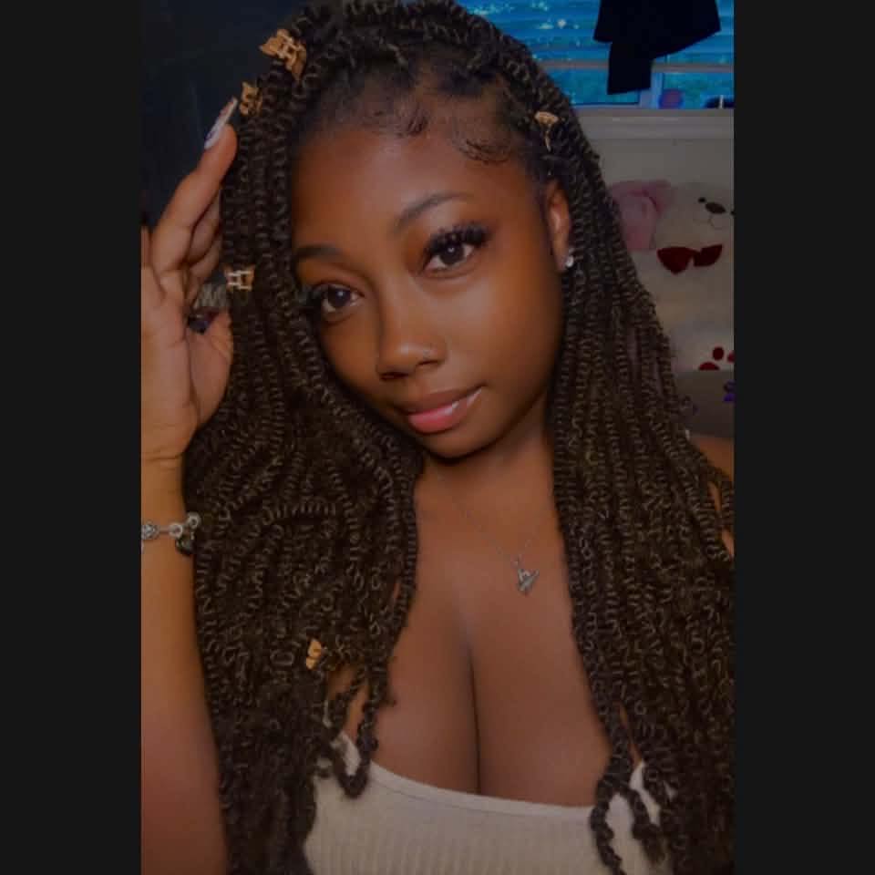 Ebony Simone