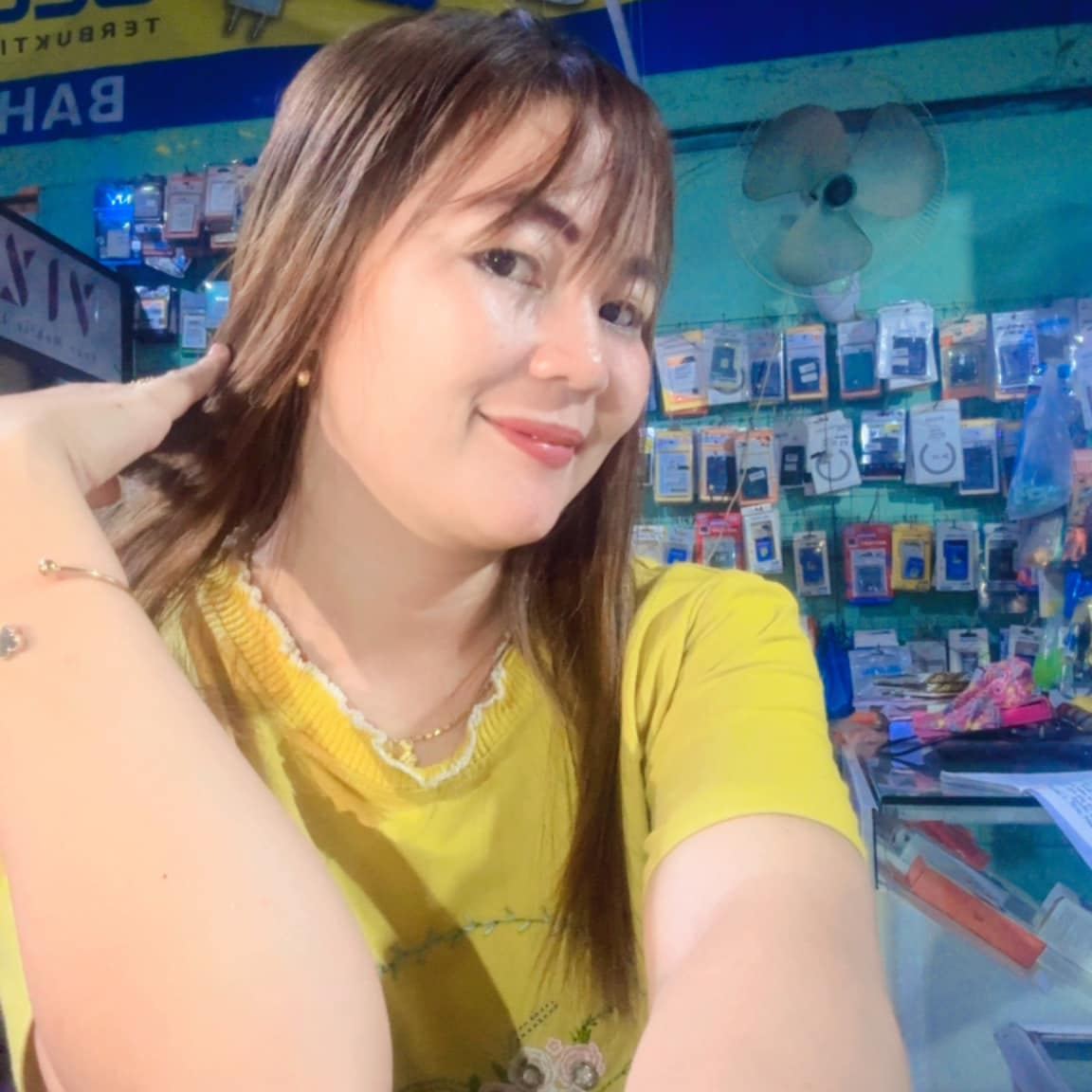 Yesi Lia