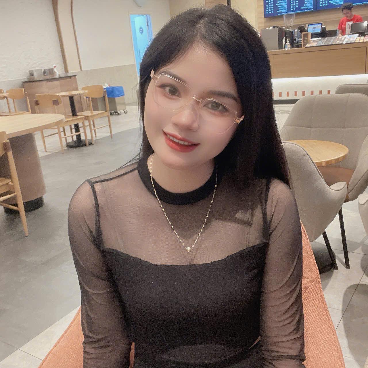 Yến Nguyễn 6313