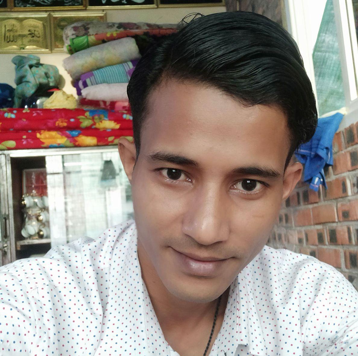 ကျတော် ရေခဲသေတ္တာအဝတ်လျှော်စက်တွေပြင်တယ်။ မျိုးရိုးရှိခဲ့လို့လား