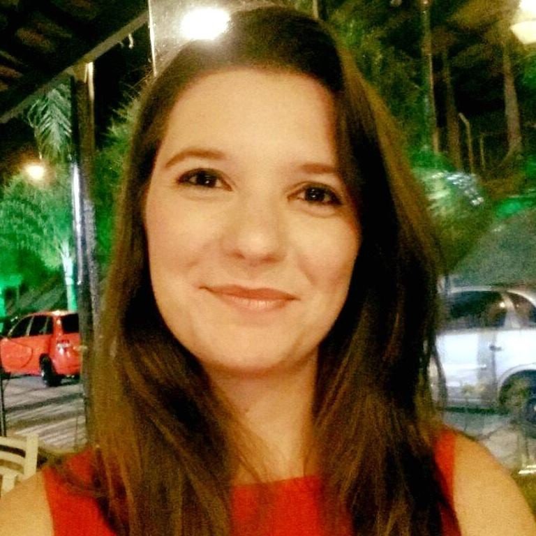 Débora Cabral