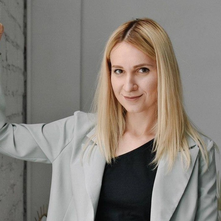 Ти чекаєш коли в житті зявиться сенс А він чекає коли ти його