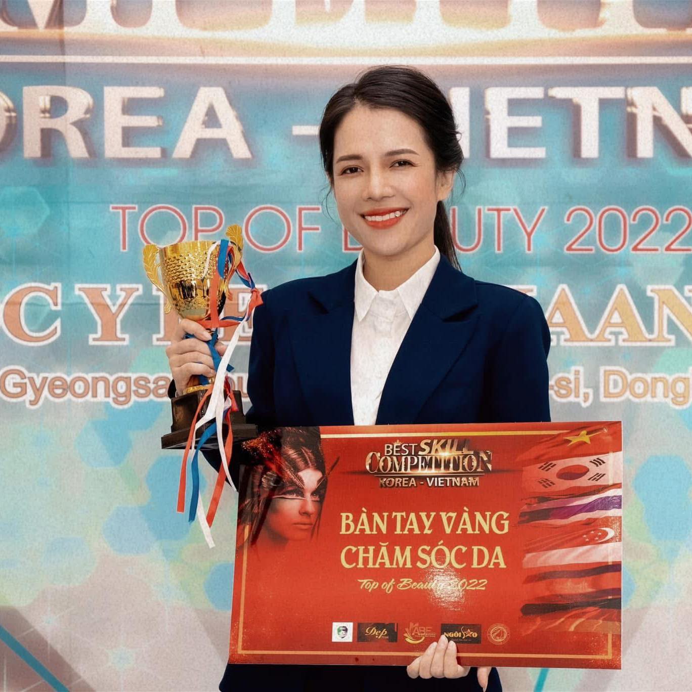 Nguyễn Minh Yến 8822