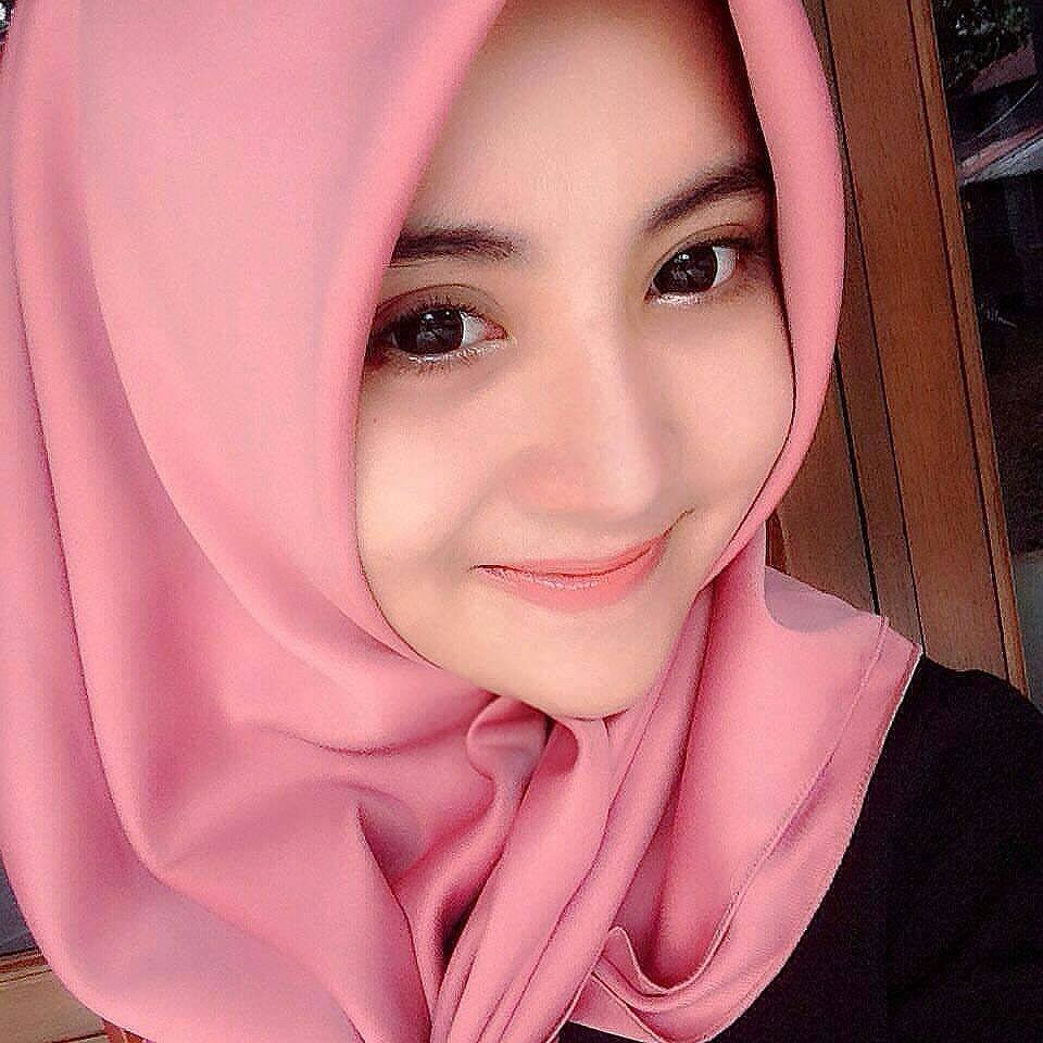 Pesona Wanita Berhijab