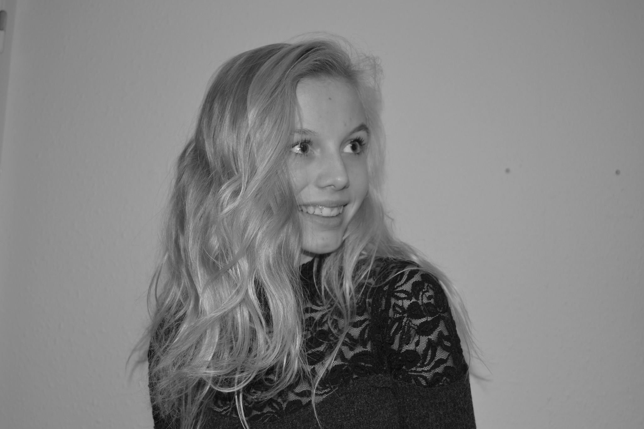 Sofie B Youtuber 8498