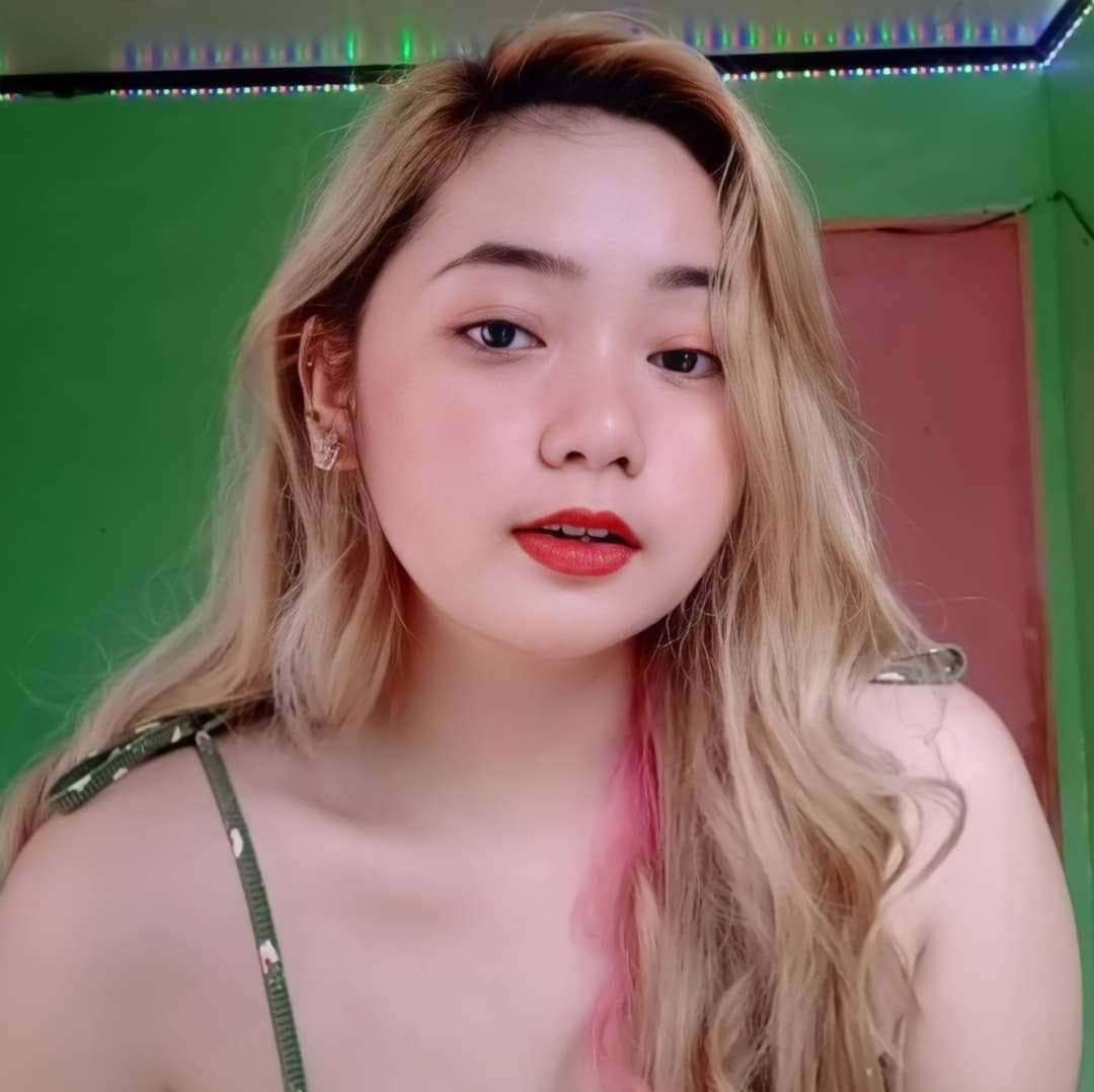 Chloe Dee