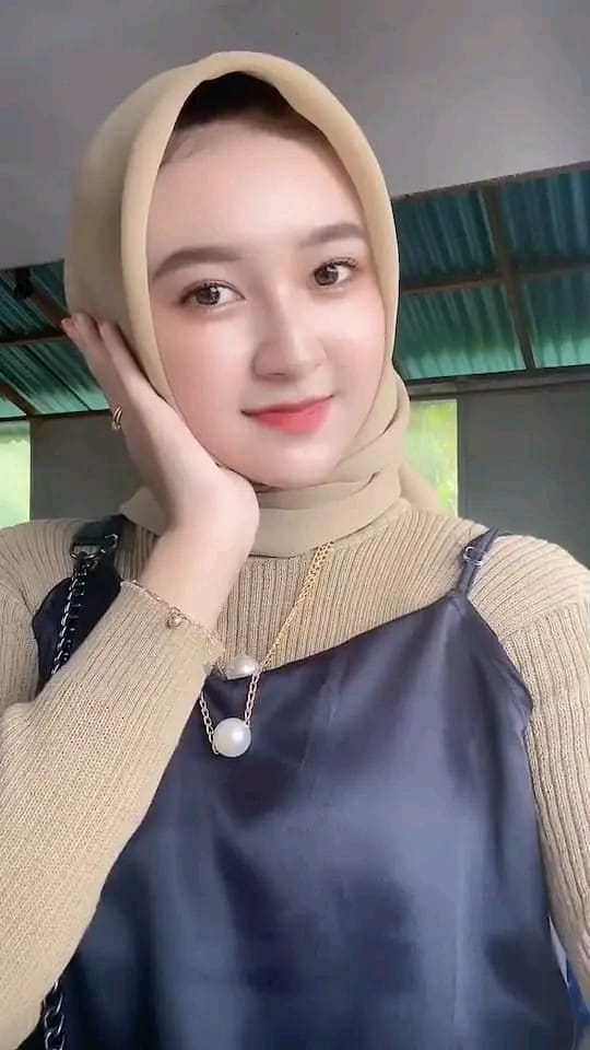 Tante Kinan Surabaya