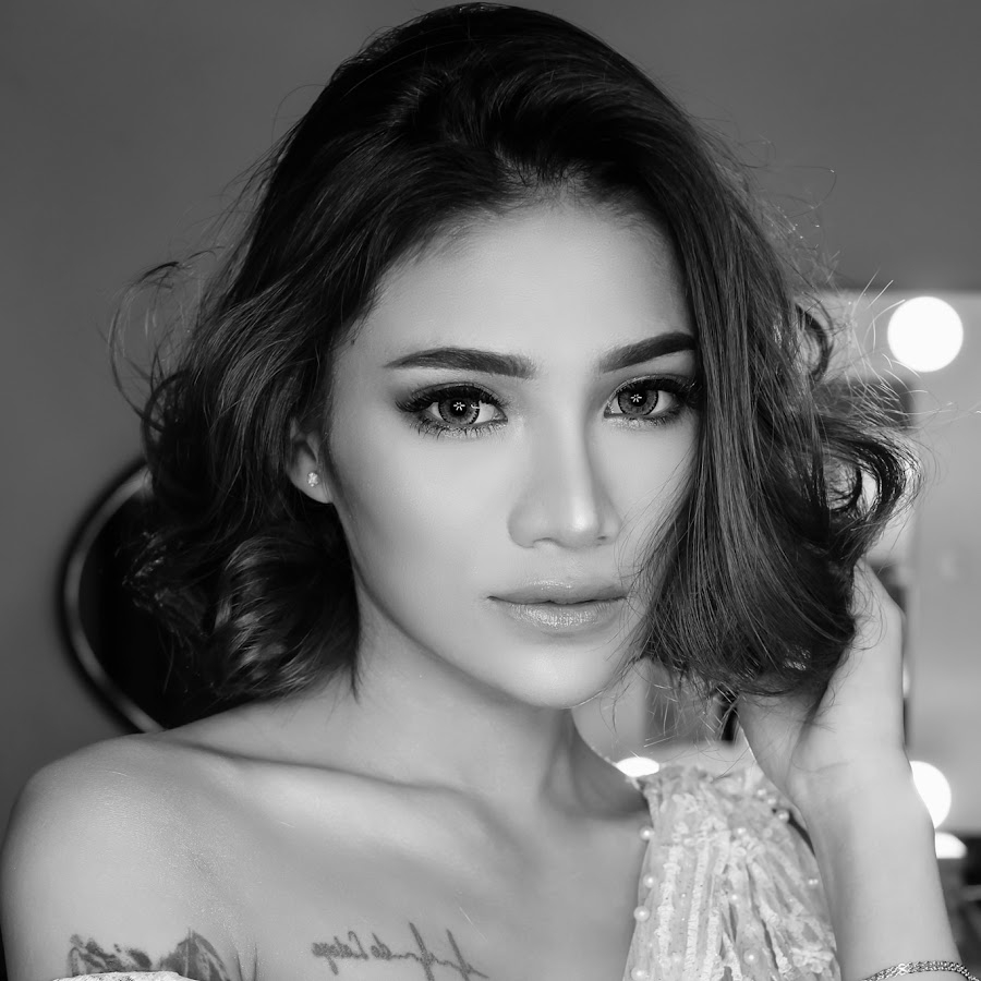 Latoya De Larasa 9148