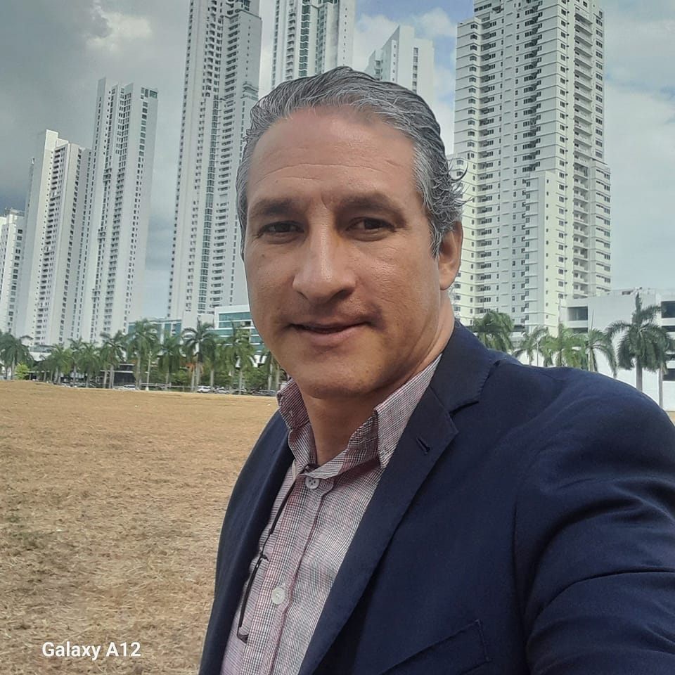 Alejandro Alvarez