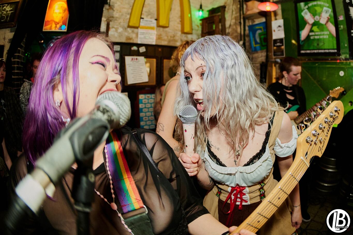 Pussyliquor Pussyliquor Added A New Photo