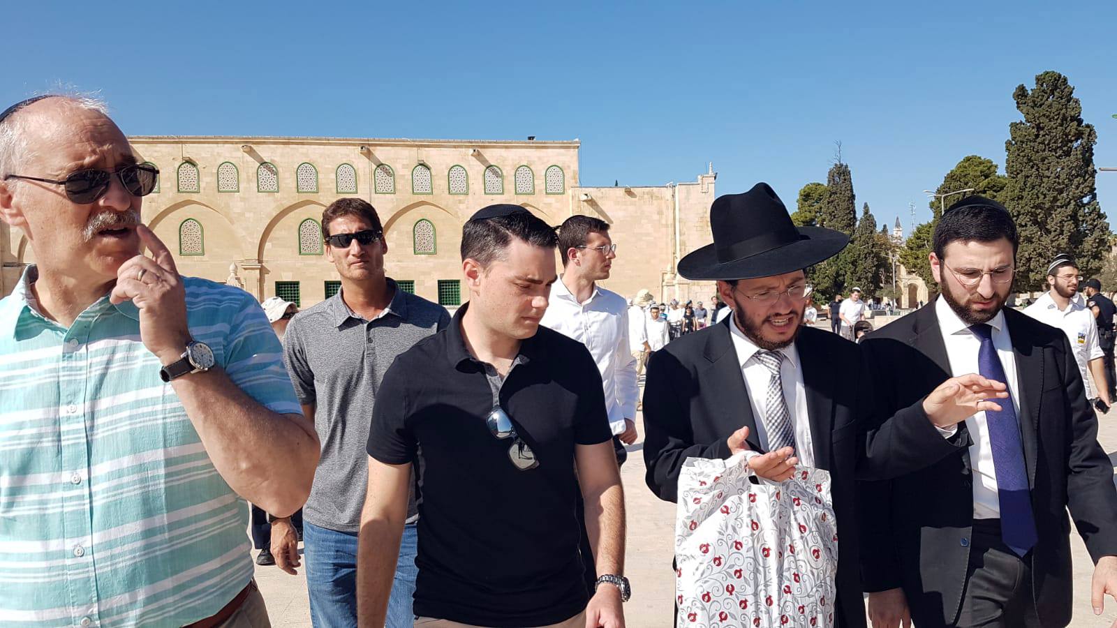 Ben Shapiro Ascends The Temple The Temple Institute Facebook