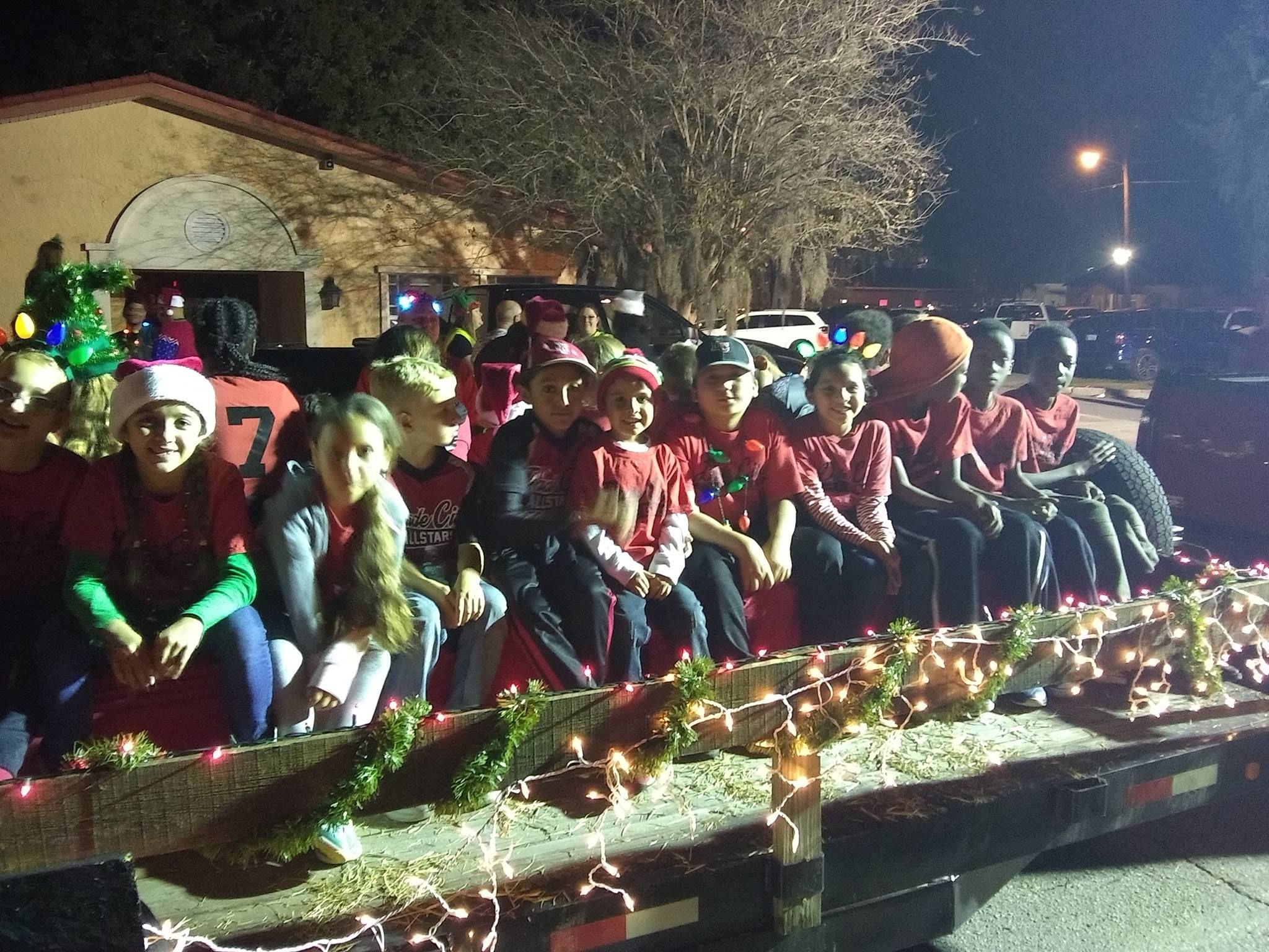Christmas Parade Fun Thank You Dade City Little League Facebook