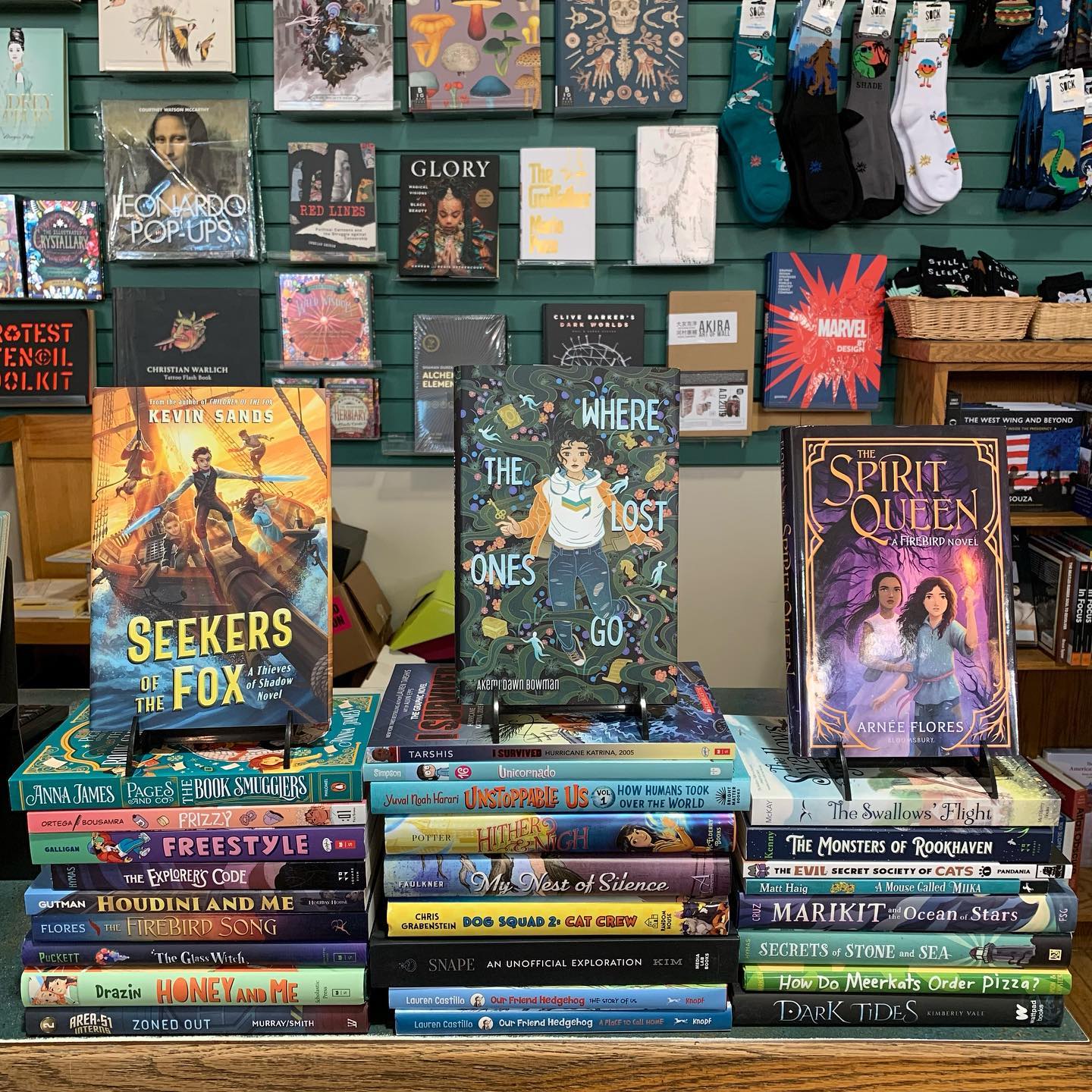 Aunties Bookstore Home