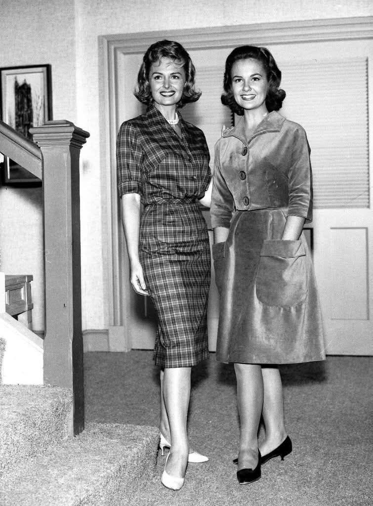 Classic Television Shows Donna Reed And Shelley Fabares On The Donna