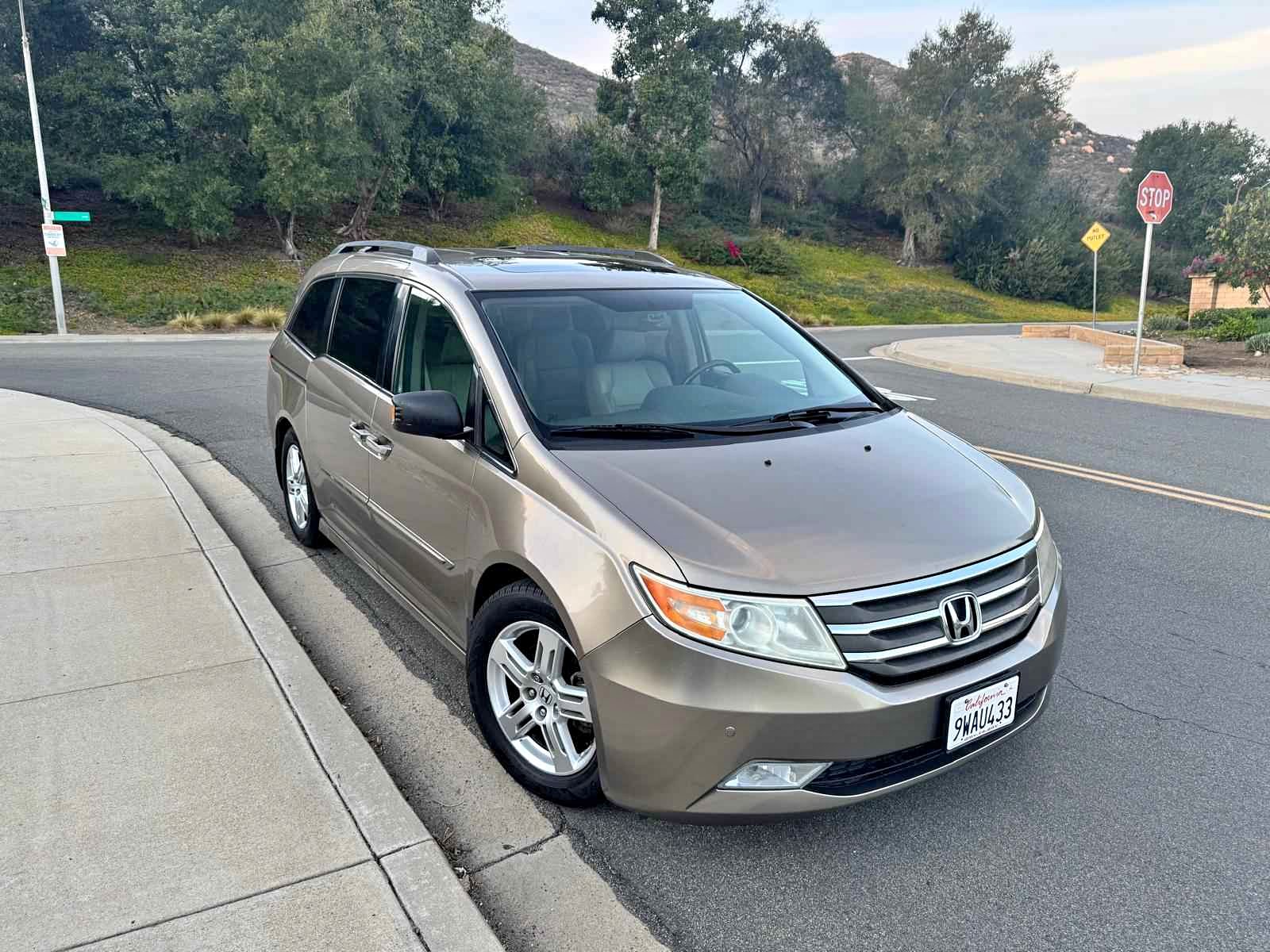 Sitemapcdatahttpskniidreferenzcom2011 Honda Odyssey Touring Elite Minivan