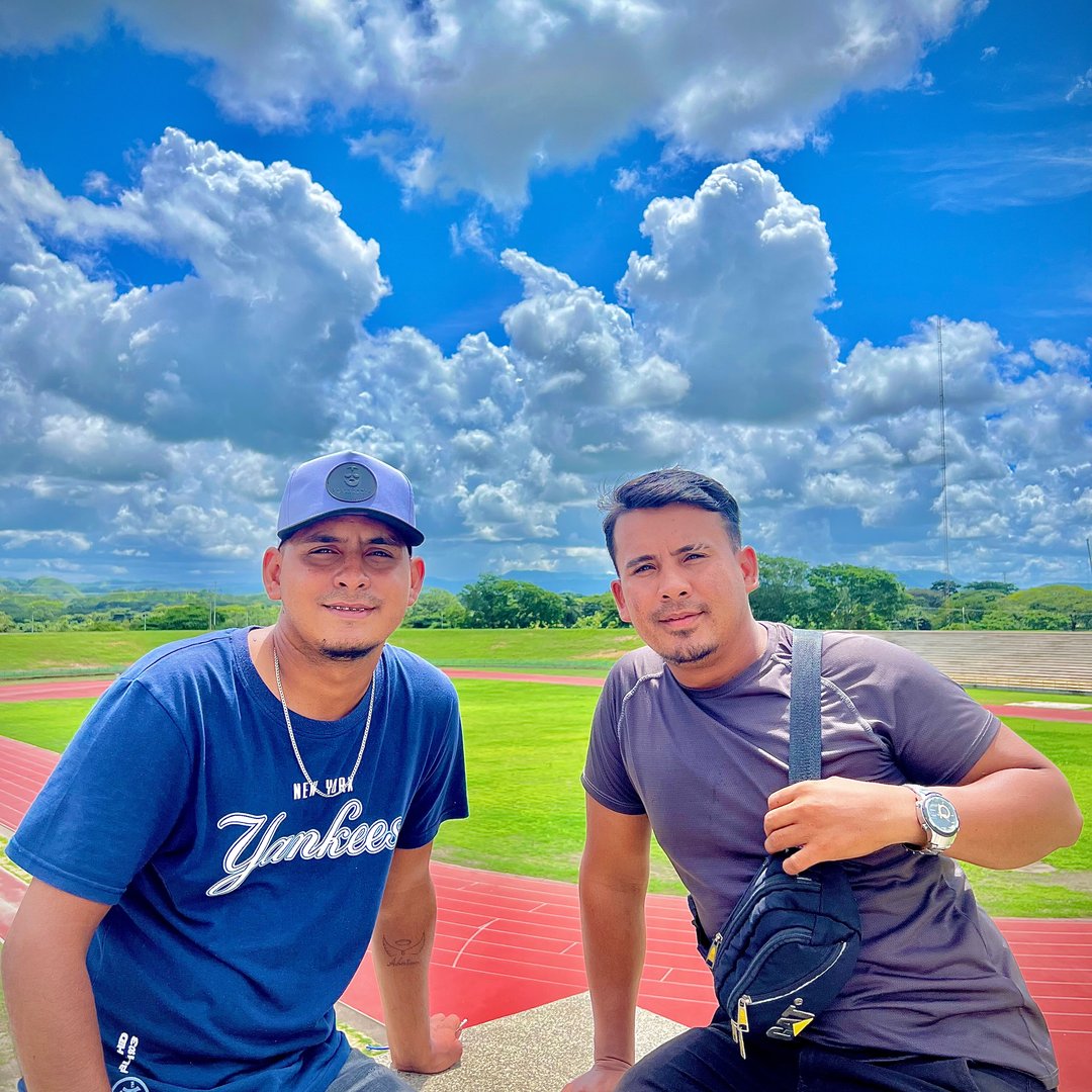 Hermanos Jimenez On Reels