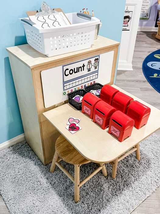 Play to Learn Preschool - ️Valentine Counting Activity ️ Preschoolers ...