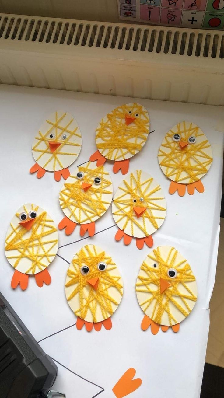 Yarn-Wrapped Easter Chicks 1.... - DIY Crafts and Projects | Facebook