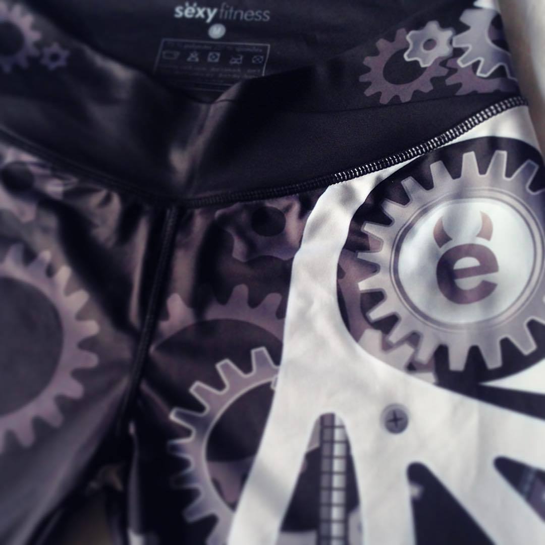 Sexyfitness Clothing The Motor For Powerful Squats Is The Robotic