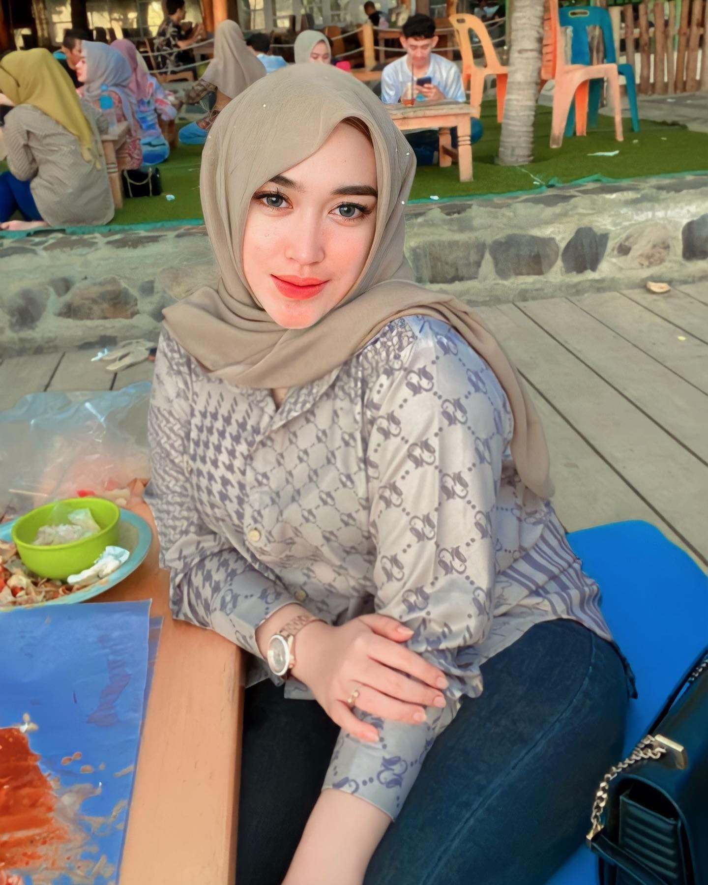 Tante Muda