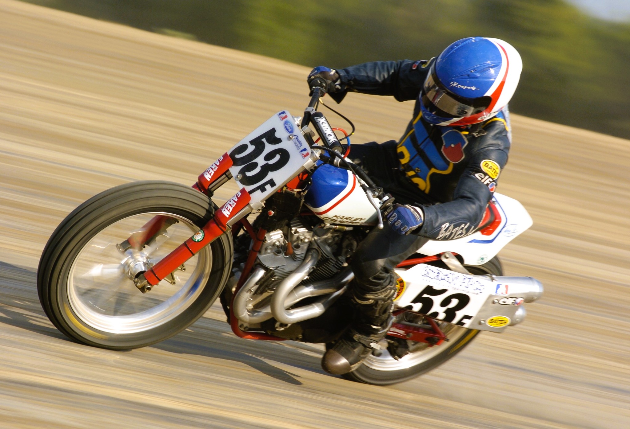 Rider Ricky Marshall Racing His Harley Davidson Xr750 In Practice For