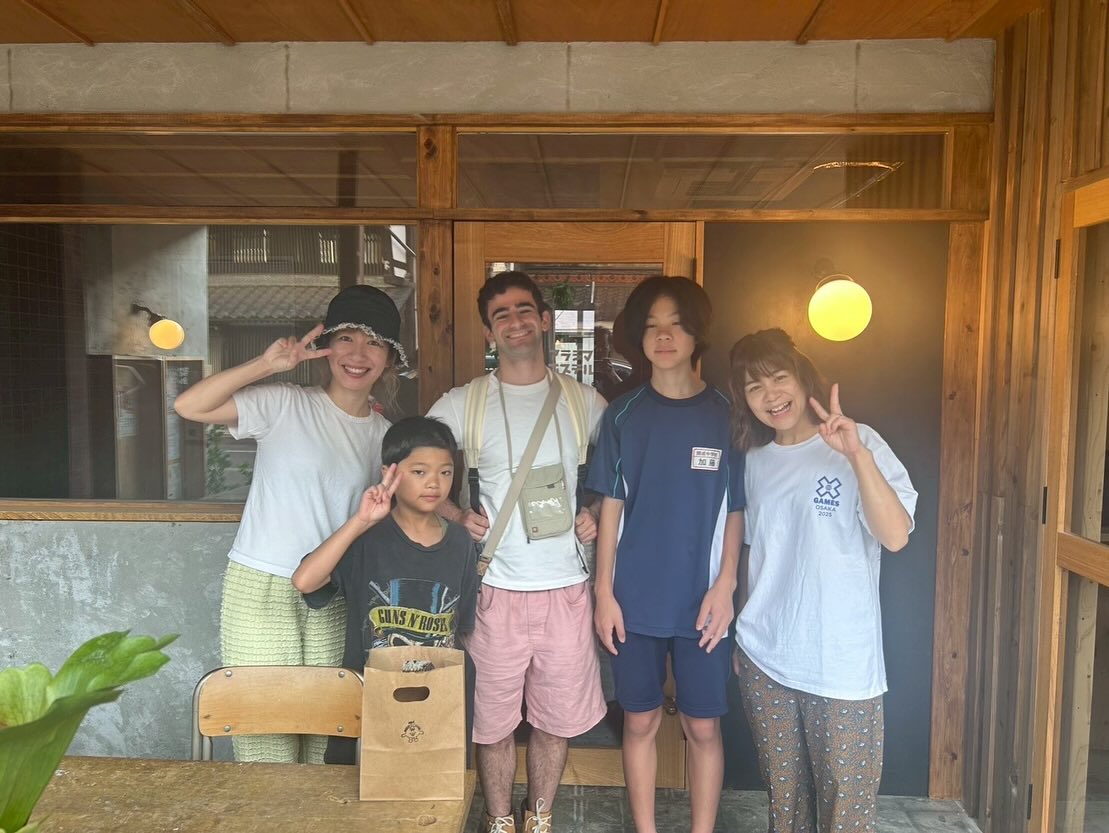 荒島旅舎