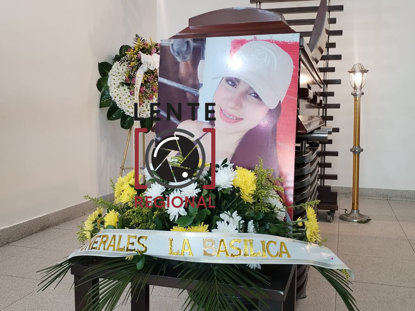 Lente Atención Accidente Luto Joven Florencia Joven Que Murió En 5921