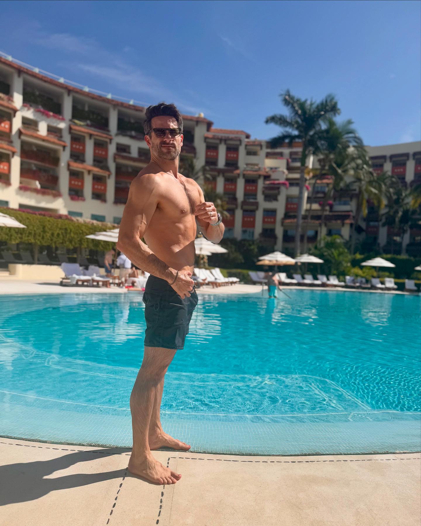 Brant Daugherty I Could Be Stressing About The Holidays Facebook 0054